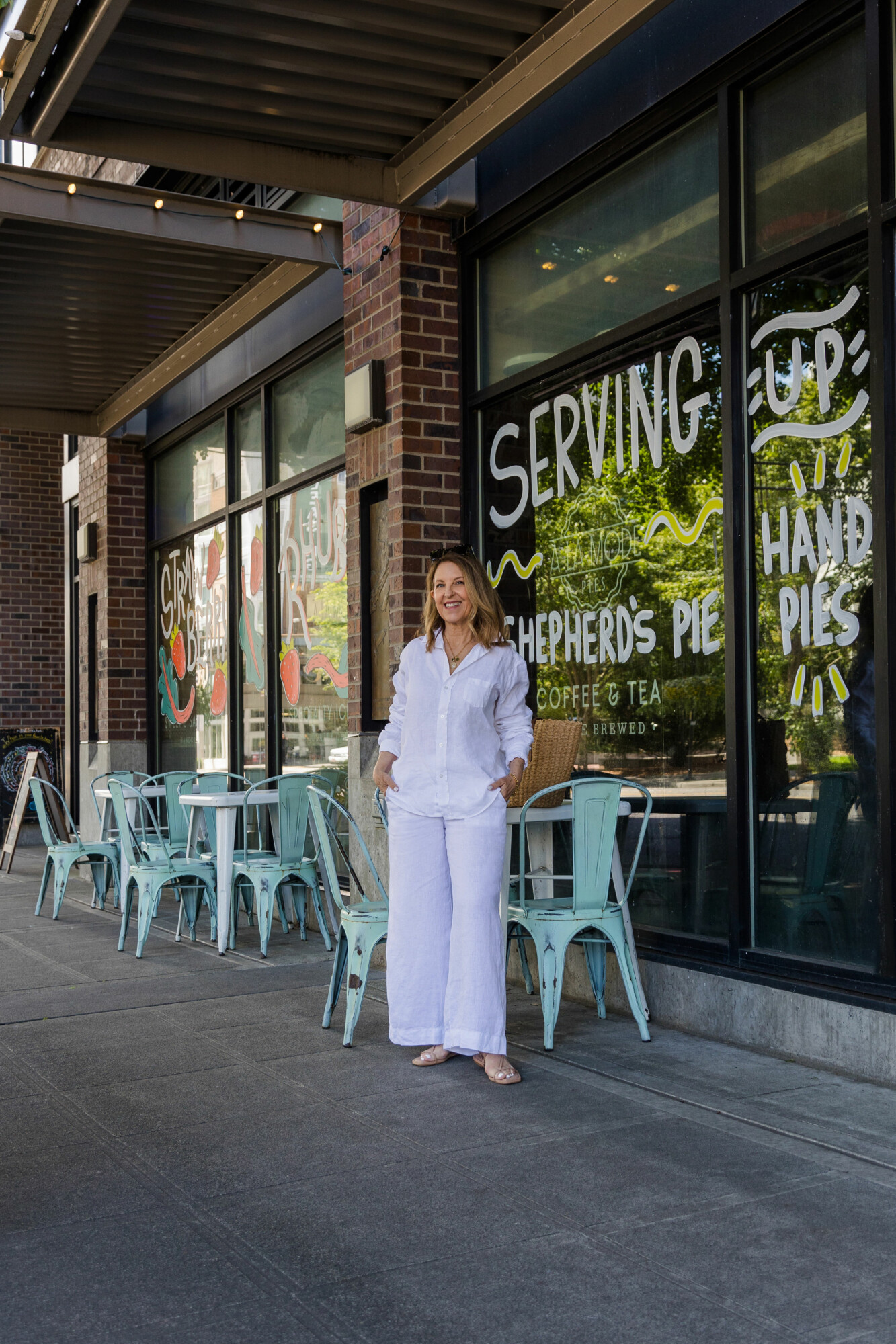 Casual and Comfortable Favorites From Frank & Eileen! - Stylish Sandy