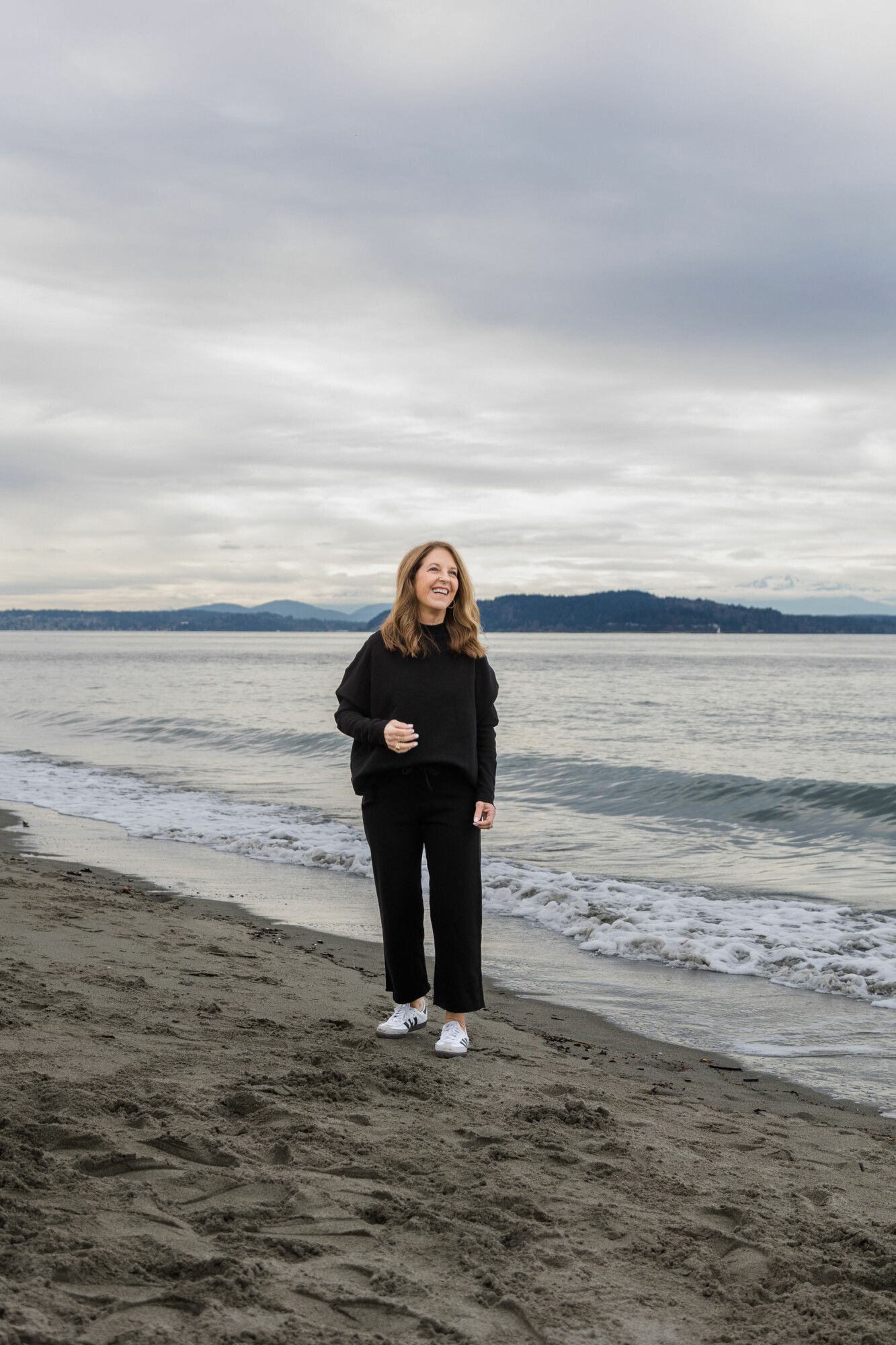 Casual Basics: Favorites from Frank & Eileen - Stylish Sandy